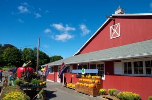 VISIT THE FARM – Blue Jay Orchards